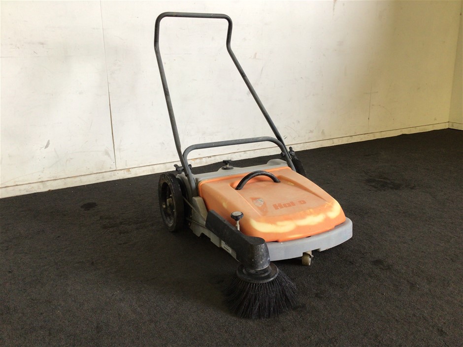 HAKO PUSH FLOOR SWEEPER Auction (0640-7048915) | Grays Australia