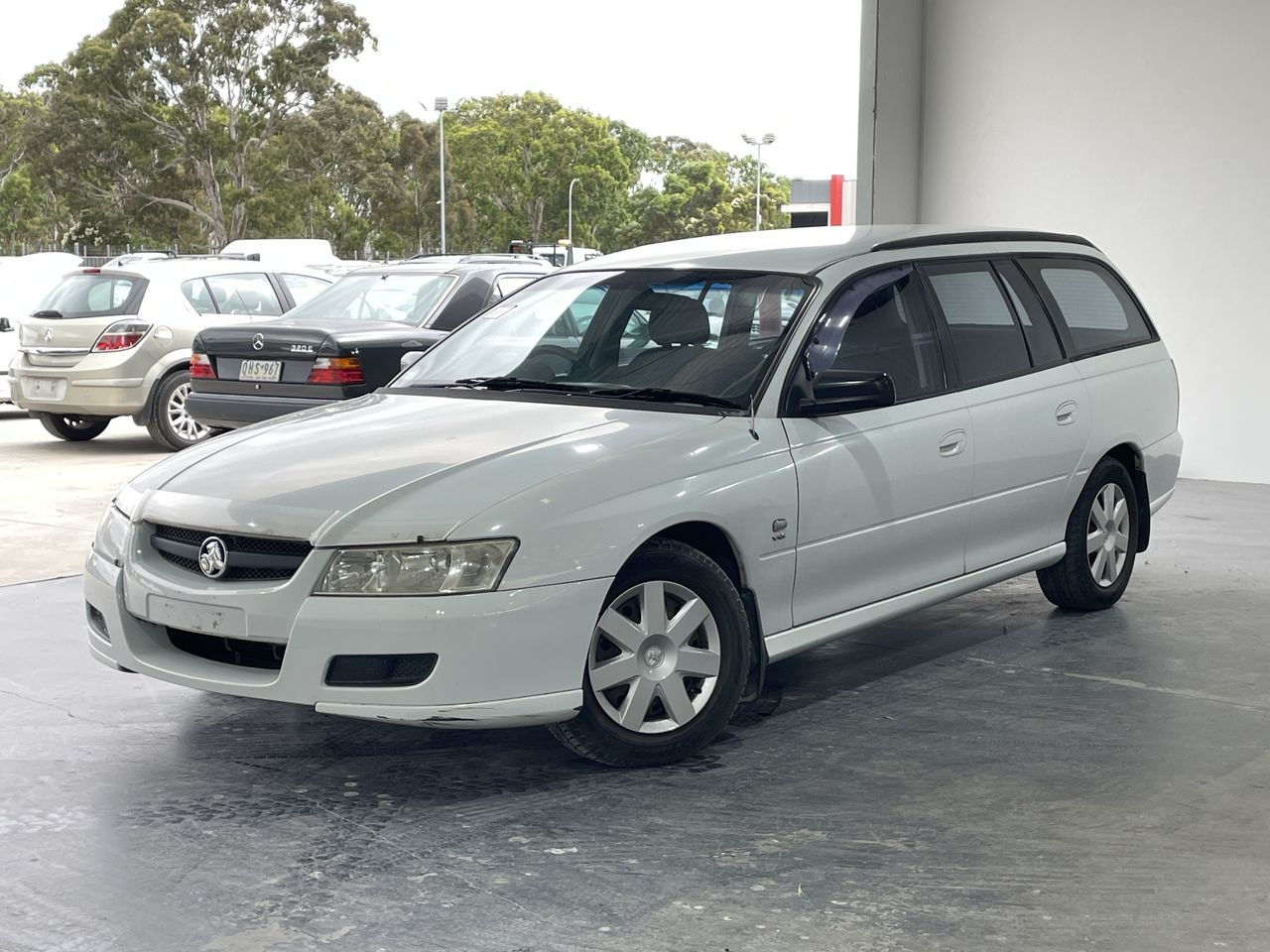 2005 Holden Commodore Executive VZ Automatic Wagon Auction (0001 ...