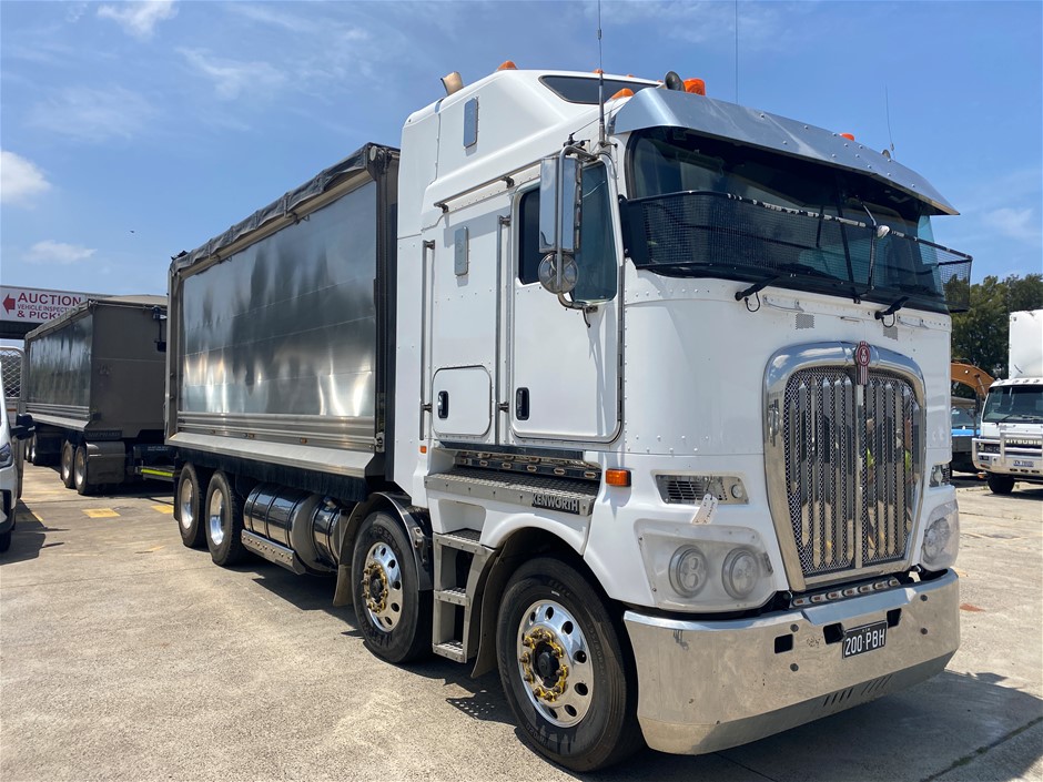 2019 Kenworth K200 8x4 and Quin Trailer Tipper Truck Combination ...