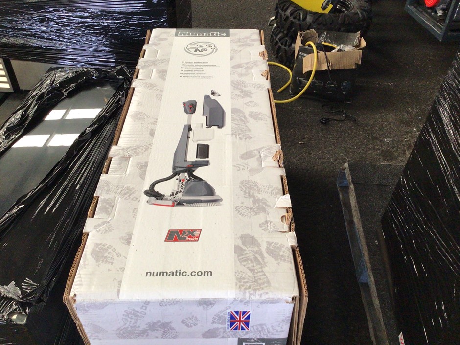 Numatic 244NX Compact Scrubber Dryer Auction (0107-7049656) | Grays ...