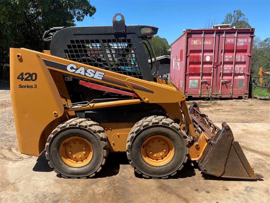 Case 420 Series 3 Skid Steer Loader (Wheeled)