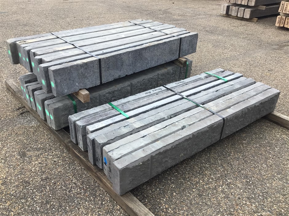 28 x Storm Block Look Concrete Sleepers Auction (0018-7049070) | Grays ...
