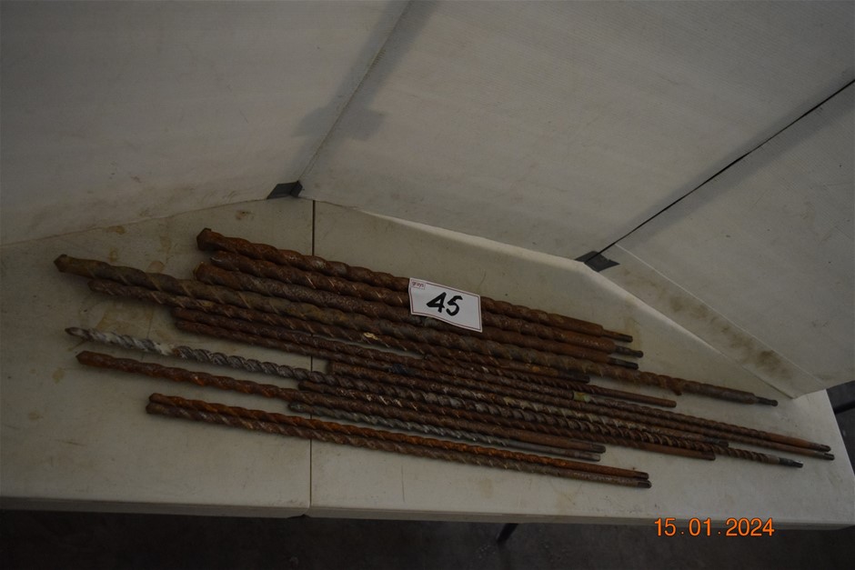 Lot of 15 Extra Long Masonry Drill Bits Auction (0045-9047763) | Grays ...