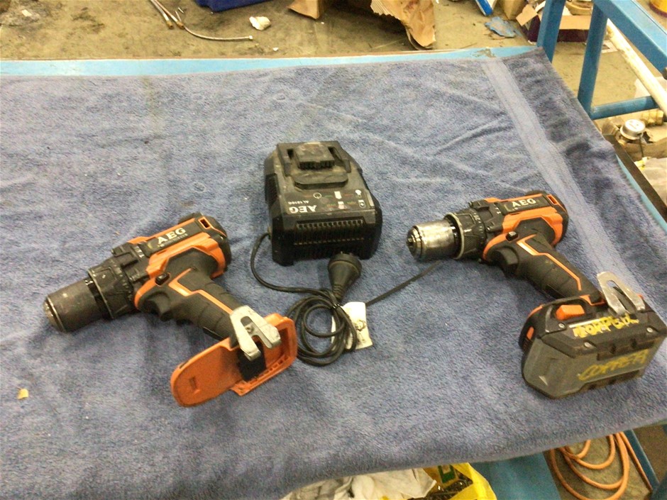 AEG Battery Drills x2 with Battery and Charger Auction (0213-3028002 ...