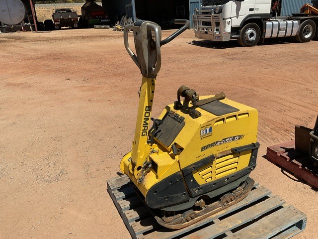 Bomag BOR45/55D Reversible Vibratory Plate Compactor Auction (0017 ...