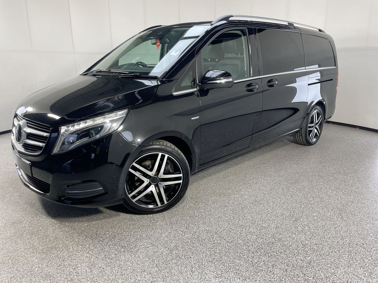 2015 Mercedes Benz V-CLASS V250 BLUETEC AVANTGA Turbo Diesel Auto 8 ...