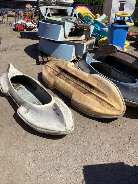 Circular Boat Ride Amusement Ride Auction (0012-8018448) | Grays Australia
