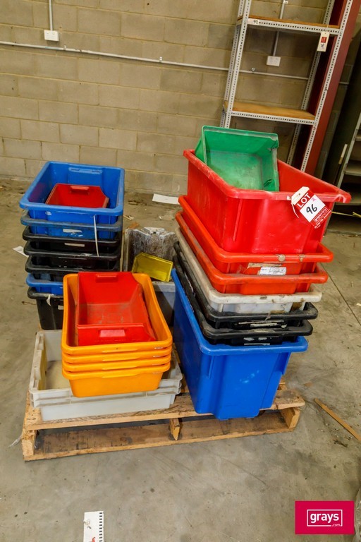 Quantity of Assorted Poly Tubs Auction (0096-5055399) | Grays Australia