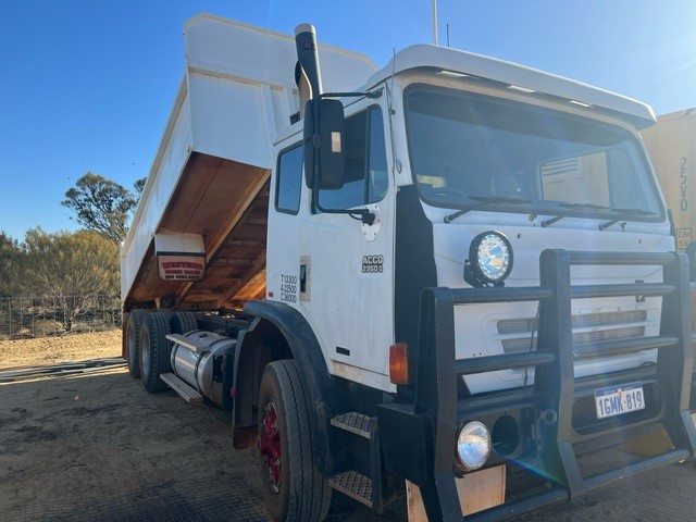 2007 Iveco Acco 6 x 4 Tipper Truck Auction (0001-9048359) | Grays Australia