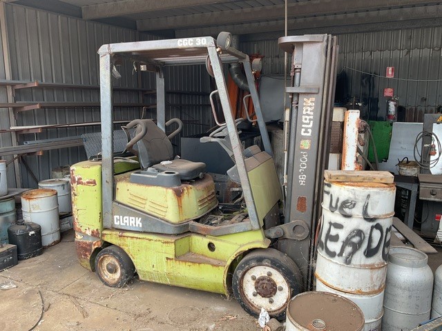 Clark CGC30 Counterbalance Forklift Auction (0007-9048442) | Grays ...
