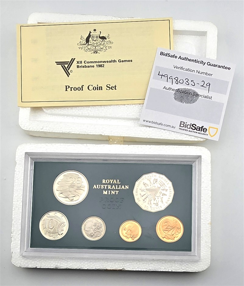 1982 PROOF COIN SET Auction (0009-2558200) | Grays Australia