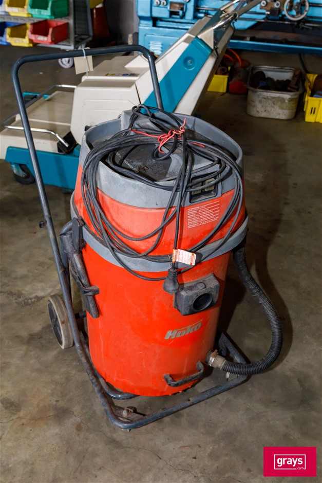 HAKO SUPER VAC 550A Industrial Mobile Wet & Dry Vacuum Cleaner Auction ...
