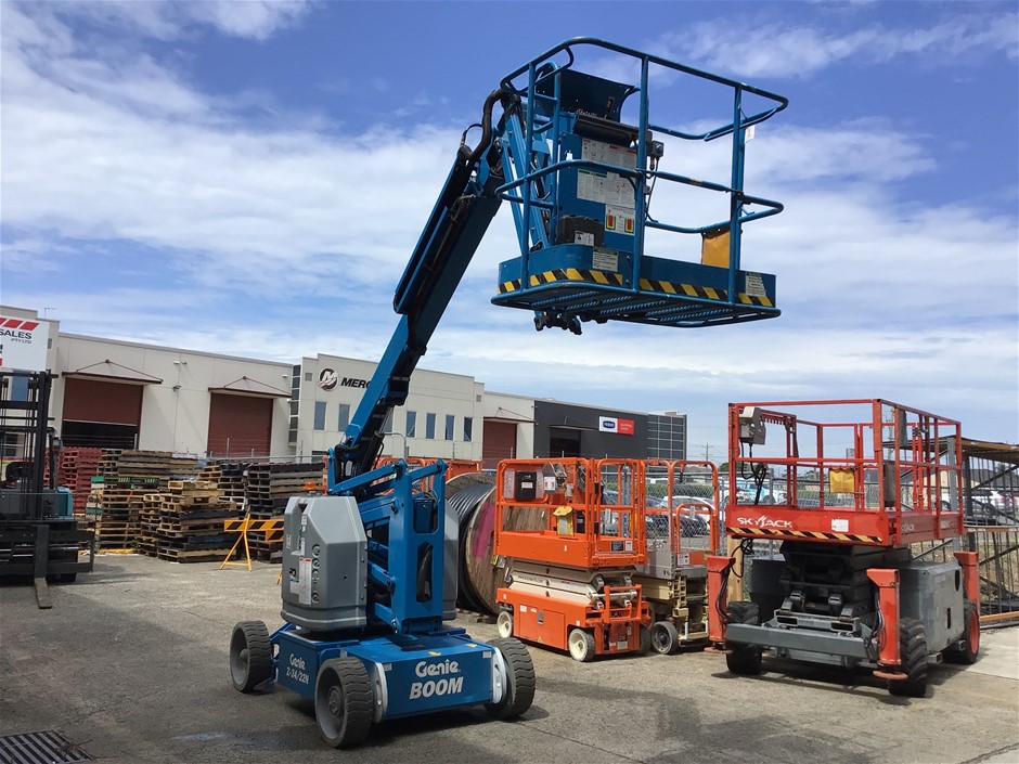2017 Genie Z34/22N Knuckle Boom Lift Auction (0031-5055638) | Grays ...