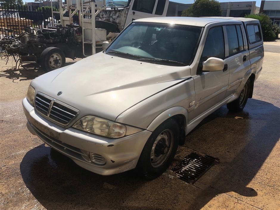 Ssangyong Musso 4X2 Turbo Diesel Automatic Ute Auction (0004-21021210 ...