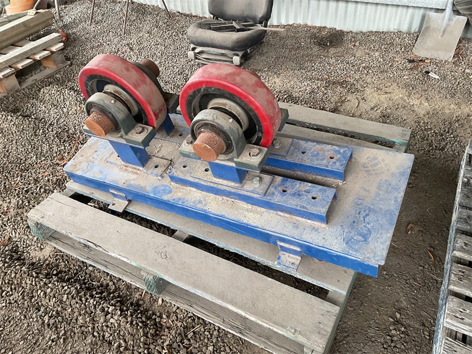 Pipe Rollers Auction (0016-3028408) | Grays Australia