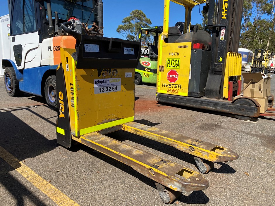 Yale MP20 Walkie Stacker Auction (0008-9049306) | Grays Australia