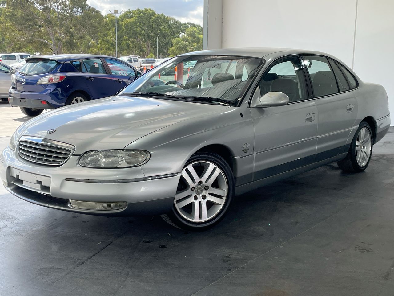 2001 Holden Statesman Supercharged V6 WH Automatic Sedan Auction (0001 ...