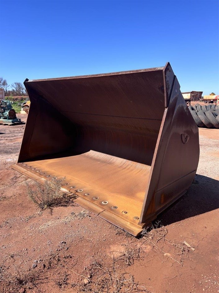 Loader Bucket Suit WA600-6, 13 Cube Auction (0024-9049295) | Grays ...