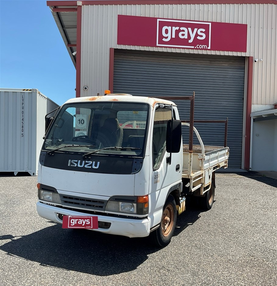 2005 Isuzu N3 4 x 2 Tray Body Truck Auction (0001-8019729) | Grays ...