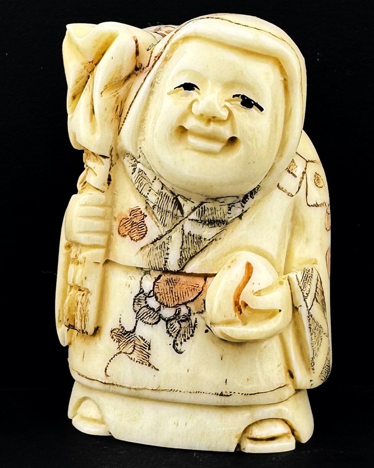 c.1890 JAPANESE MEIJI PERIOD HAND-CARVED BONE NETSUKE ROBED FEMALE ...
