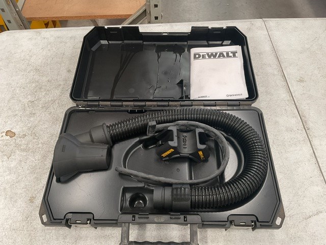 Dewalt DWH052 Demolition Dust Extraction System Auction (0028-9050170 ...
