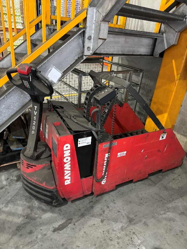 Raymond Battery Changer Auction (0006-3029045) | Grays Australia