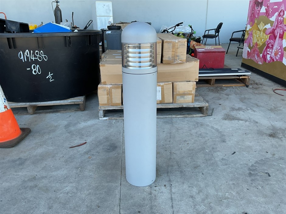 Pallet Of Decorative LED Security Bollards Auction (0002-9050728 ...