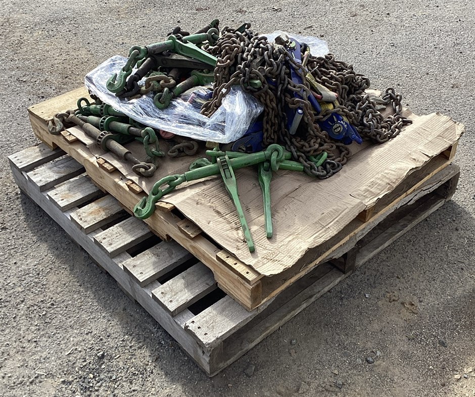 Assorted ratchet load binders, ratchet straps and chains Auction (0001-3029145) | Grays Australia