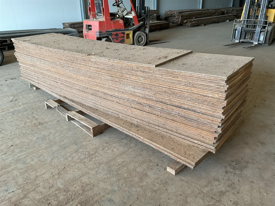 Stack Of Chipboard Sheets Auction (0044-3029229) | Grays Australia