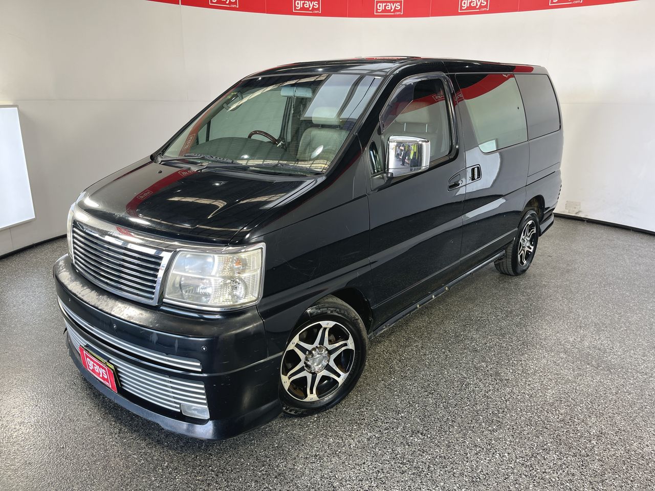 Import 2001 Nissan Elgrand Automatic Van Auction (0001-10342670 ...