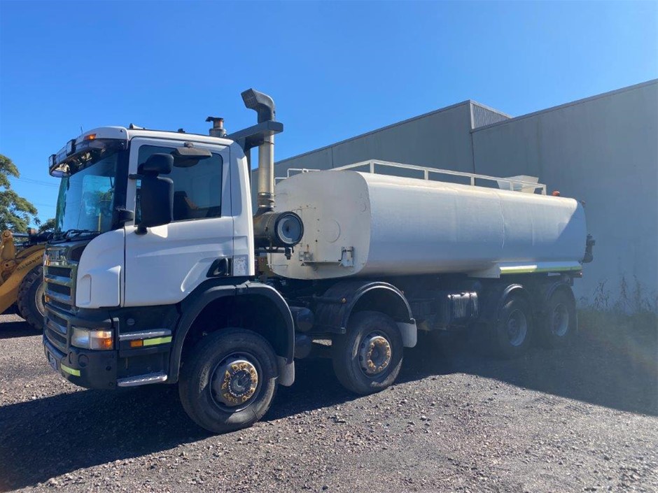 2006 Scania P340 8x6 Water Truck Auction (0006-5056569) | Grays Australia