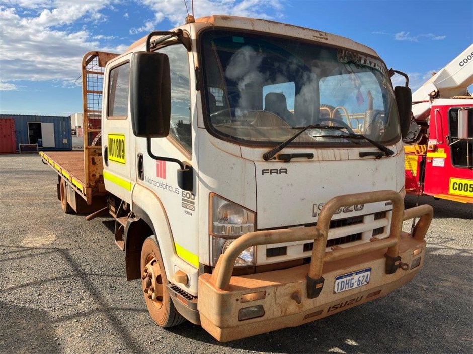 2010 Isuzu FH FRR600 4 x 2 Tray Body Truck Auction (0038-9051567 ...