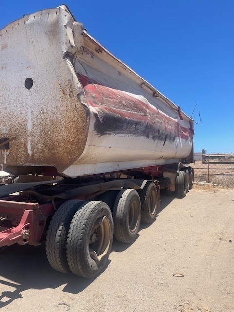 2009 Howard Porter HP-DT470 6 Rows Tipper Trailer Auction (0005-9051524 ...