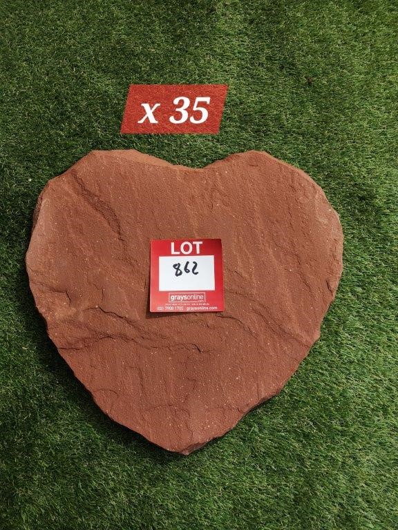 35x Heart Shaped Stepping Stone Auction (0862-5056652) | Grays Australia