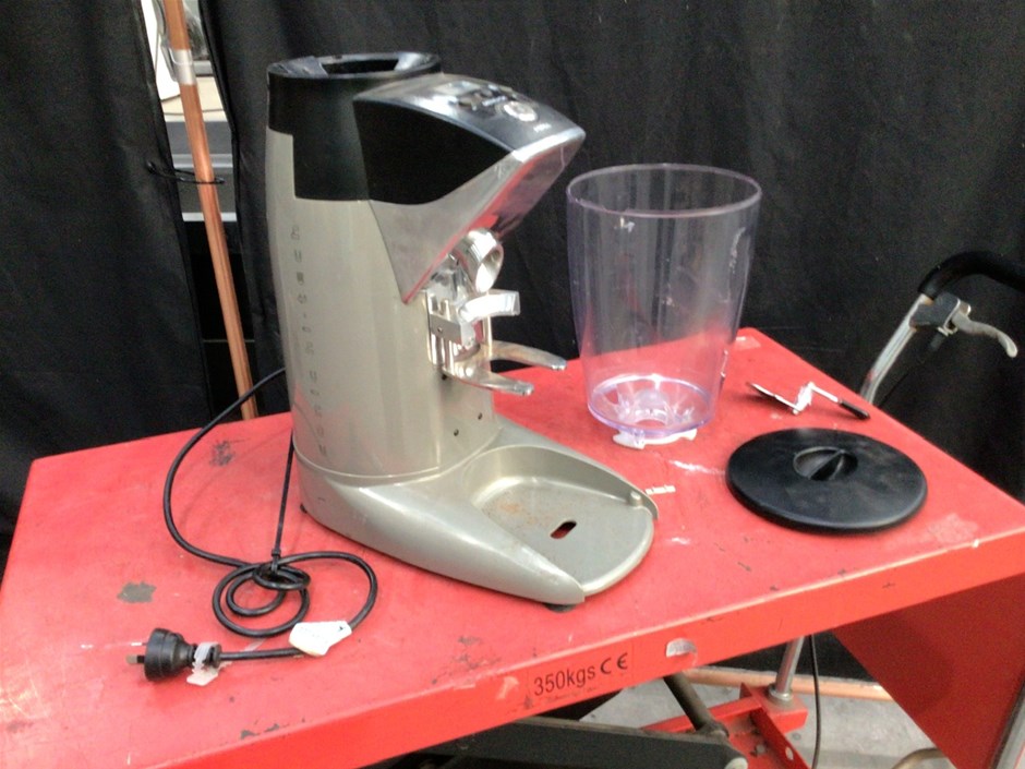 Wega 71MAX6814T TITANIO Coffee Grinder Auction (0002-3029362) | Grays ...