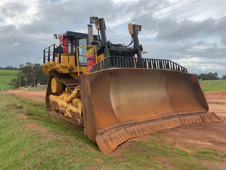 2009 Caterpillar D10T Crawler Dozer Auction (0002-9051983) | Grays ...
