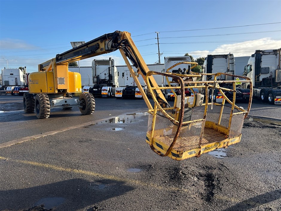 2010 Haulotte Group HA260PX Boom Lift Auction (0001-3029494) | Grays ...