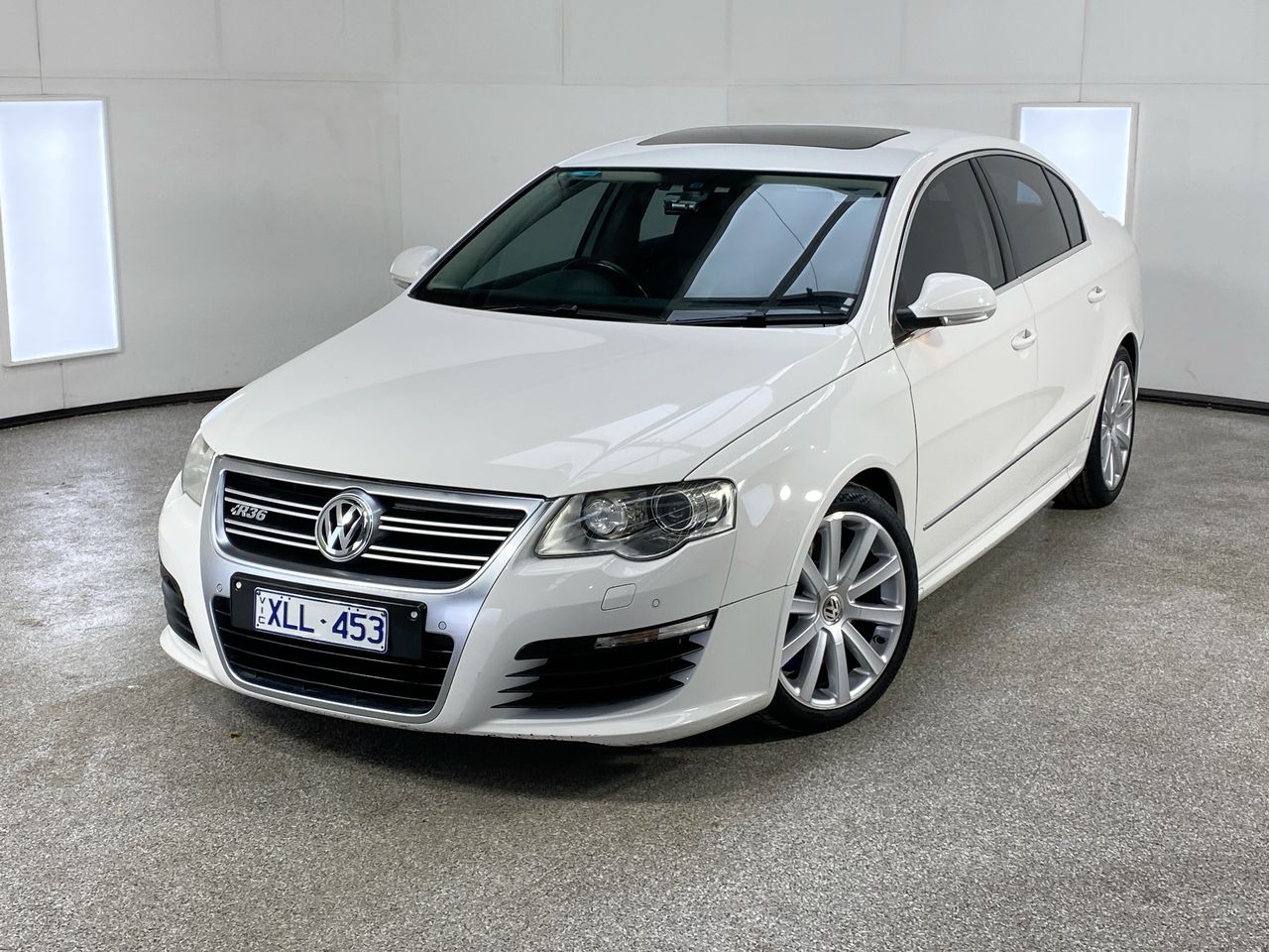 2009 Volkswagen Passat R36 3C Automatic Sedan Auction (0001-21028709 ...