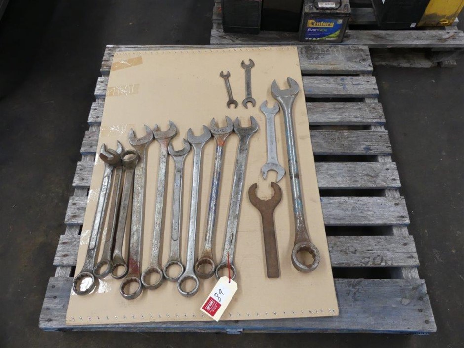 11 x Large Size Spanners Auction (0089-5056769) | Grays Australia