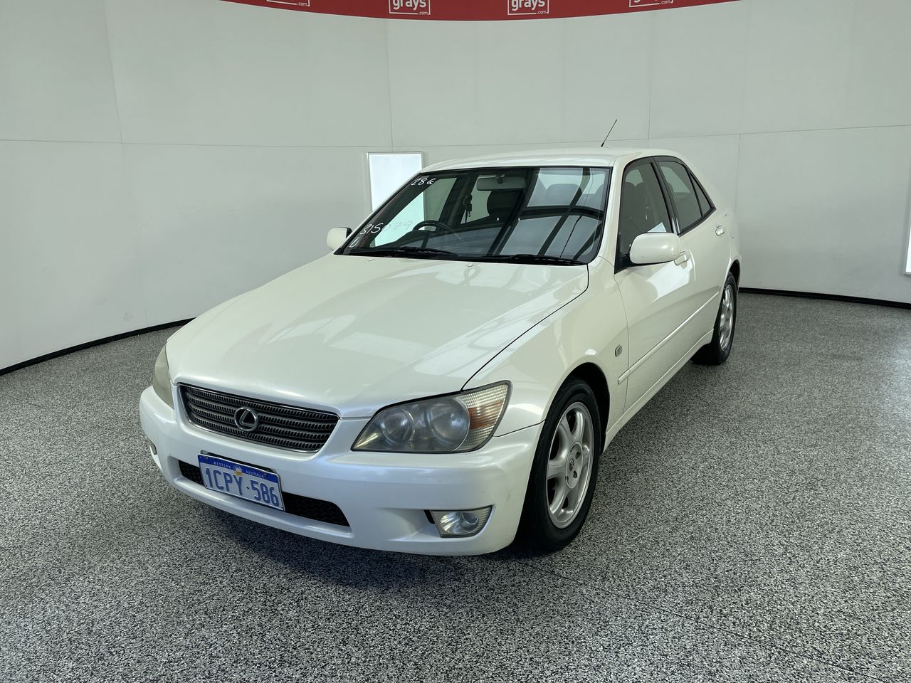 2000 Lexus IS200 Sports Luxury Automatic Sedan Auction (0001-9051671 ...
