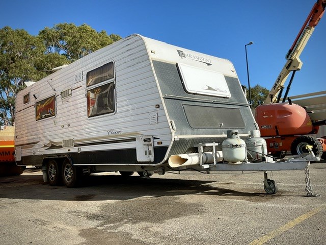 2010 PARAMOUNT CLASSIC CARAVAN - NO RESERVE Auction (0001-9051875 ...