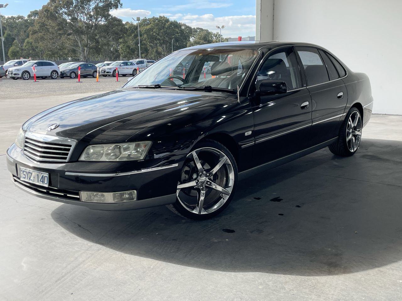 2004 Holden Statesman SUPER CHARGED V6 WK Auto Sedan Auction (0001 ...