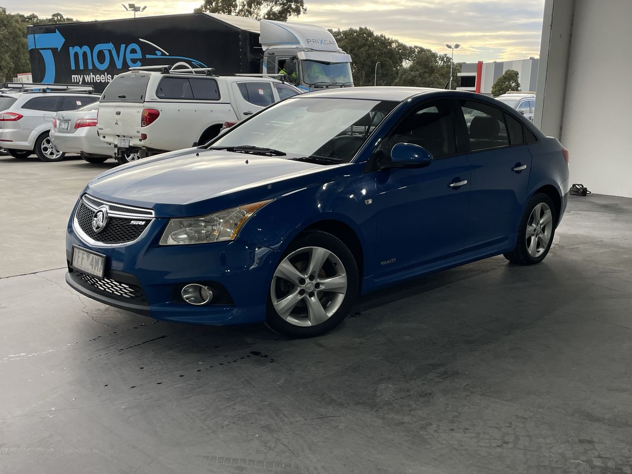 2012 Holden Cruze SRI-V JH Manual Sedan Auction (0001-21031183) | Grays ...