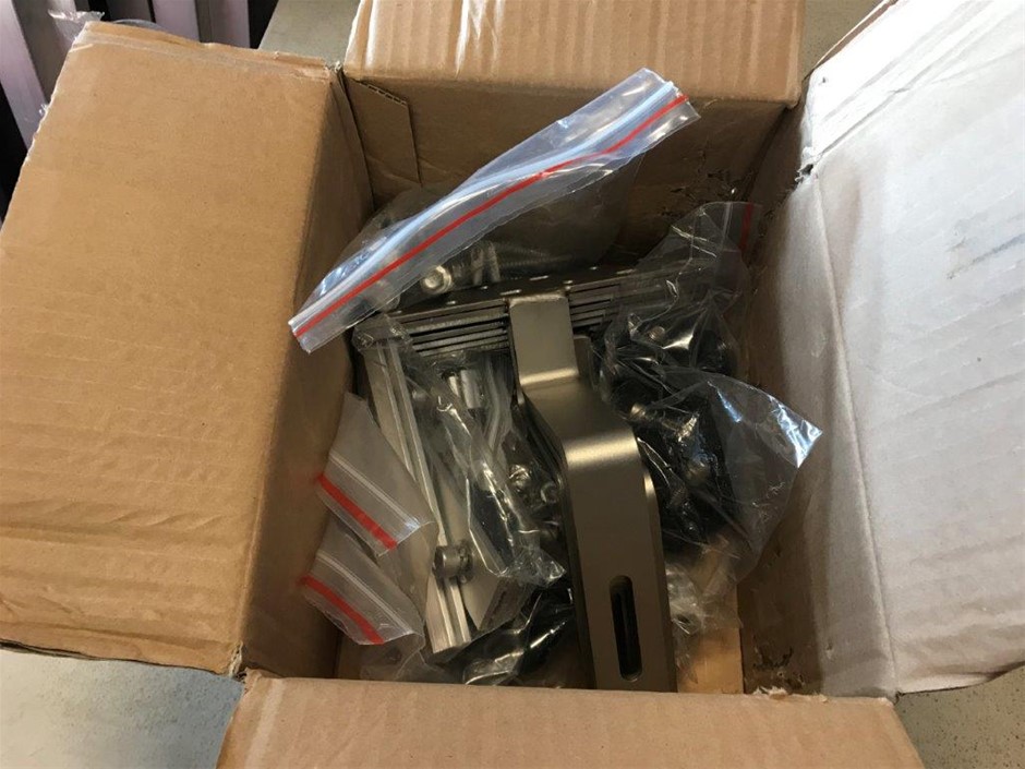 4 Packs of Assorted Steel Brackets and Fasteners Auction (0565-3029756 ...