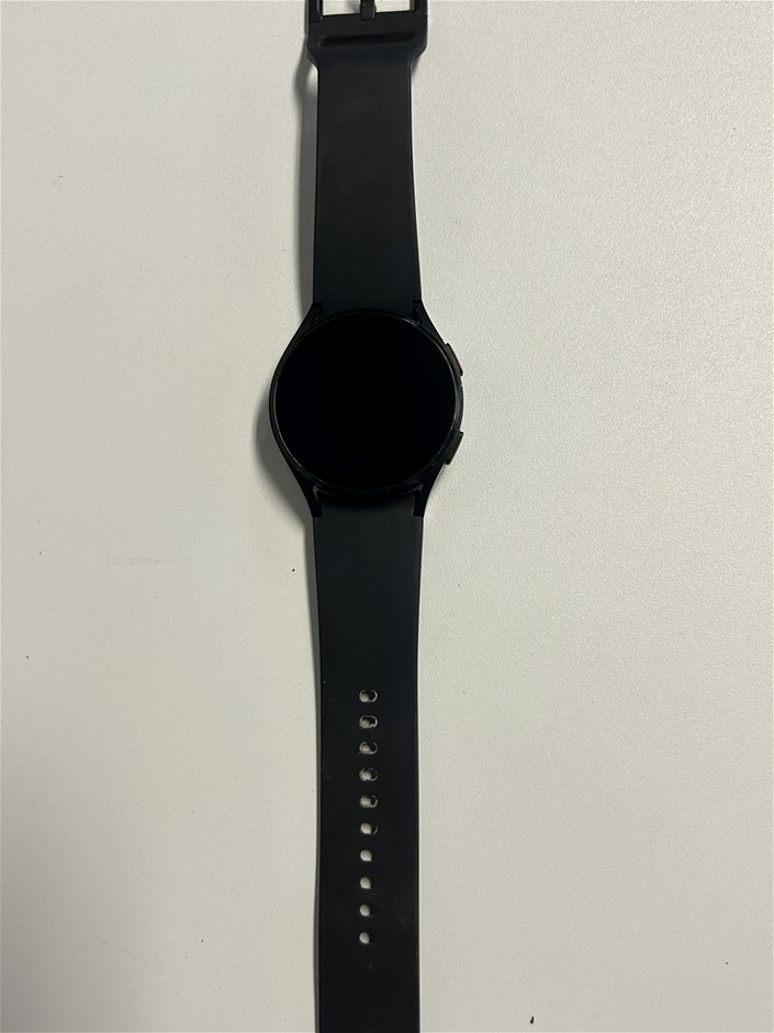 SAMSUNG Galaxy 4 SM-R860 40mm Watch Auction (0022-5057493) | Grays ...