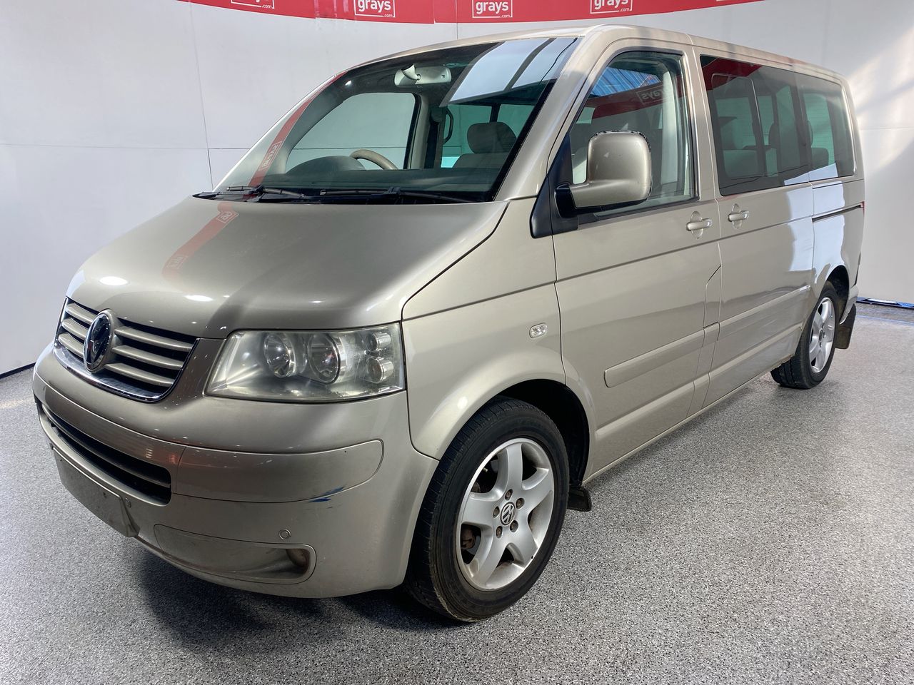 2005 Volkswagen Multivan Comfortline T5 T/D Auto 8 Seats People Mover ...