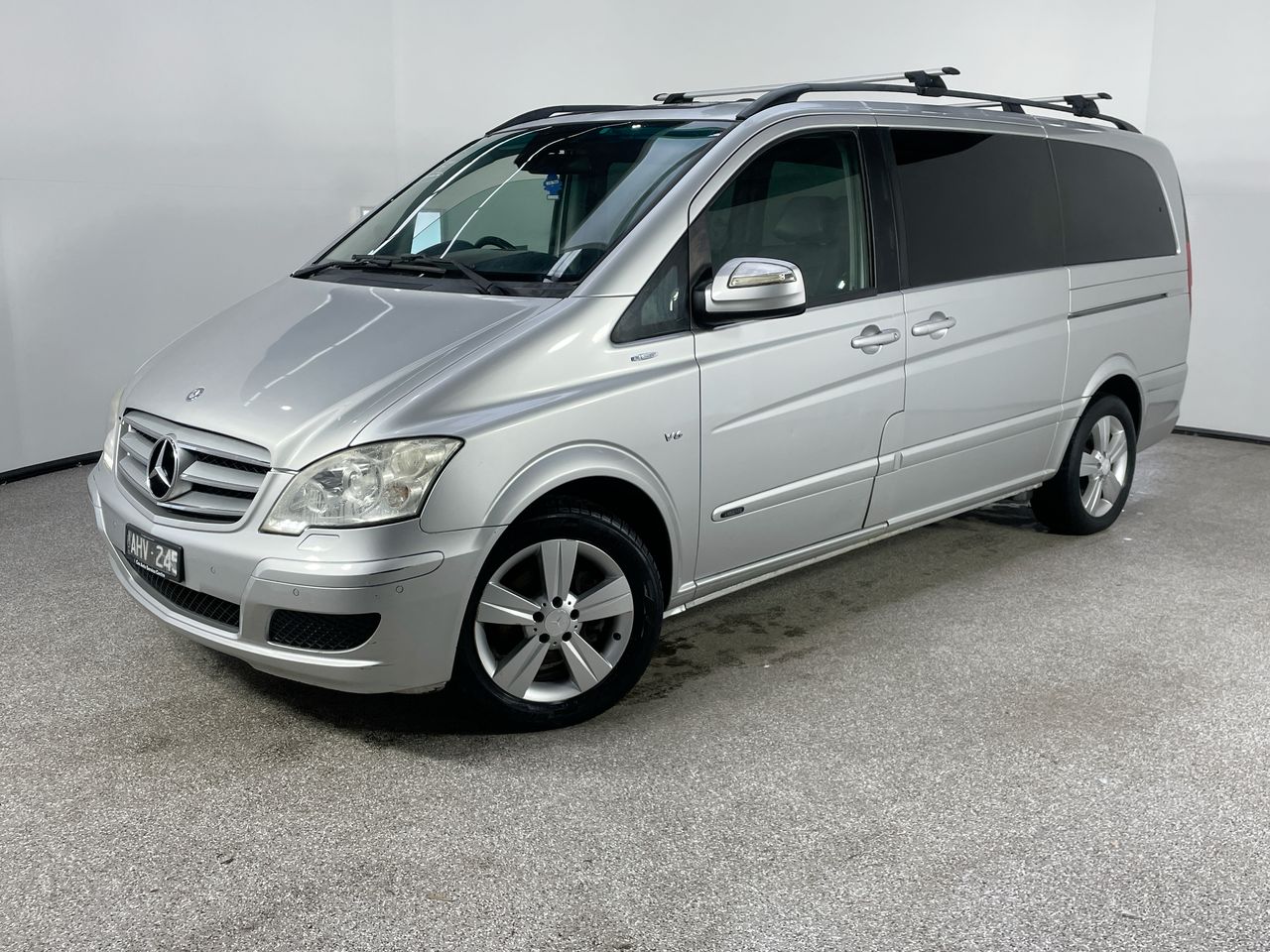 2011 Mercedes Benz Viano 3.0 CDI BLUE EFF T/D Auto 8 Seats People Mover ...