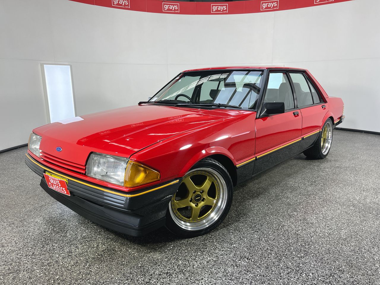 1984 Ford XE Fairmont Ghia ESP (Custom 5.8Lt) Manual Sedan Auction ...
