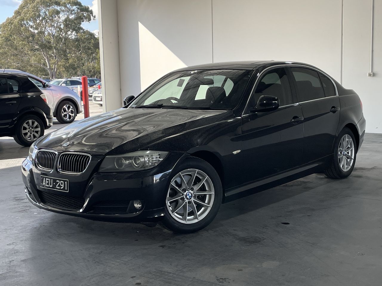 2010 BMW 3 Series 323i E90 Automatic Sedan Auction (0001-21032884 ...