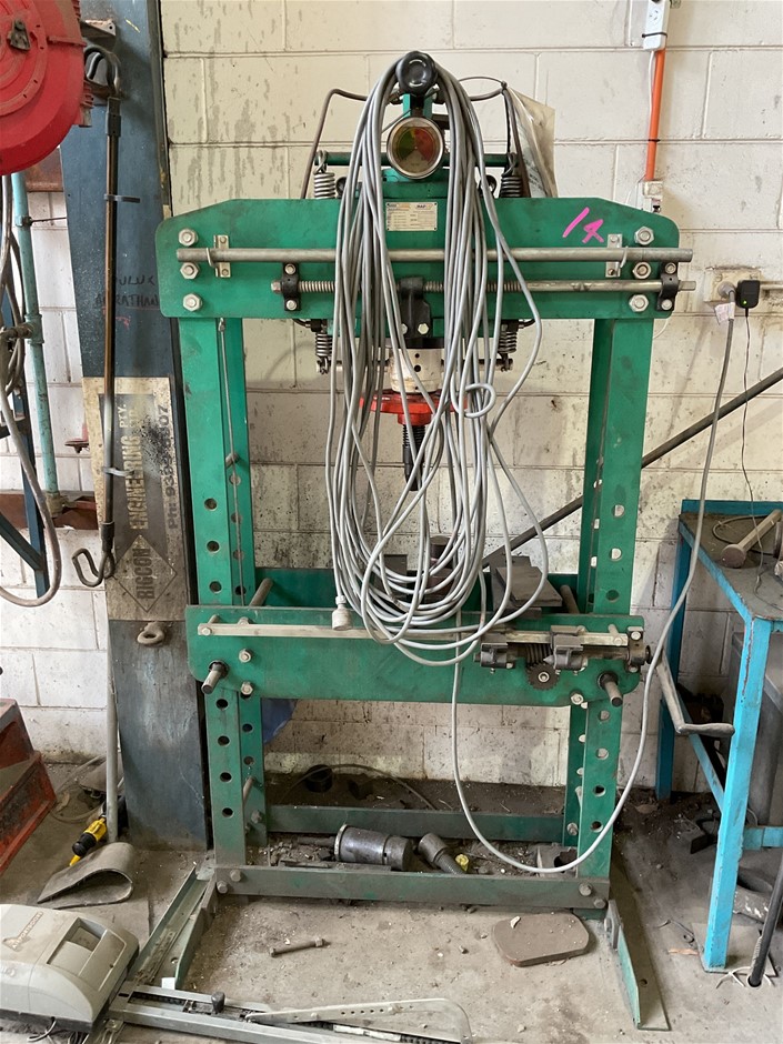 Hafco Hydraulic Press Auction (0016-3029957) | Grays Australia
